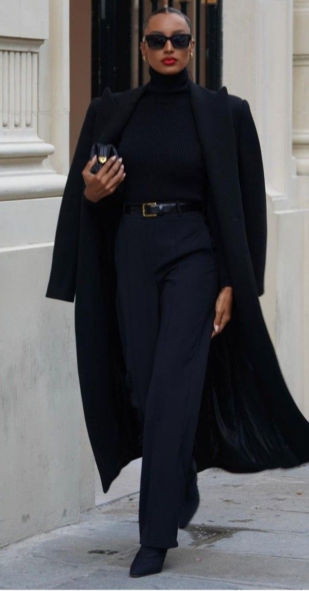 Power Dressing for Women: Essentials for Authority & Style - Brittany ...